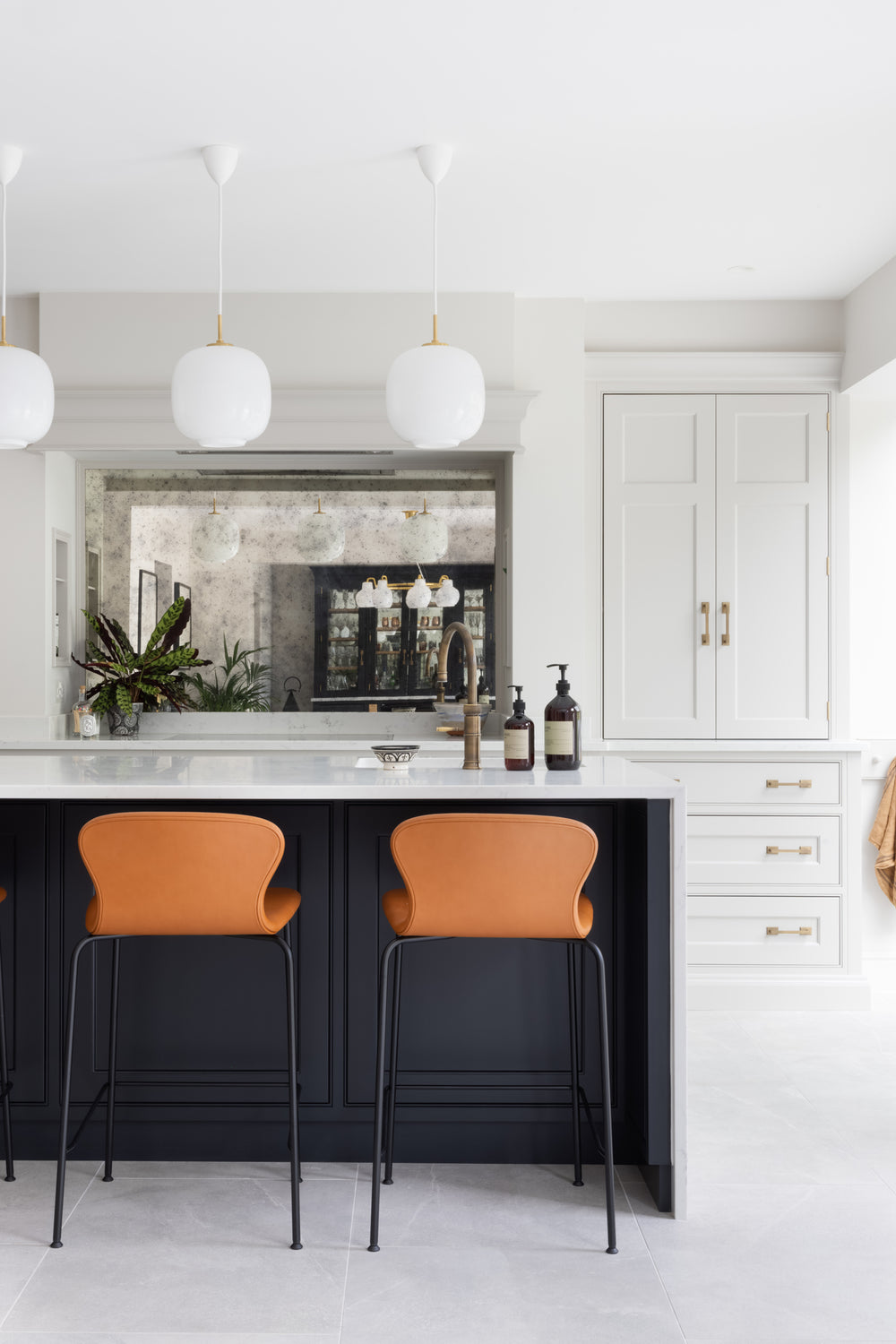 Bar stools and counter stools » Get stylish seating for any bar